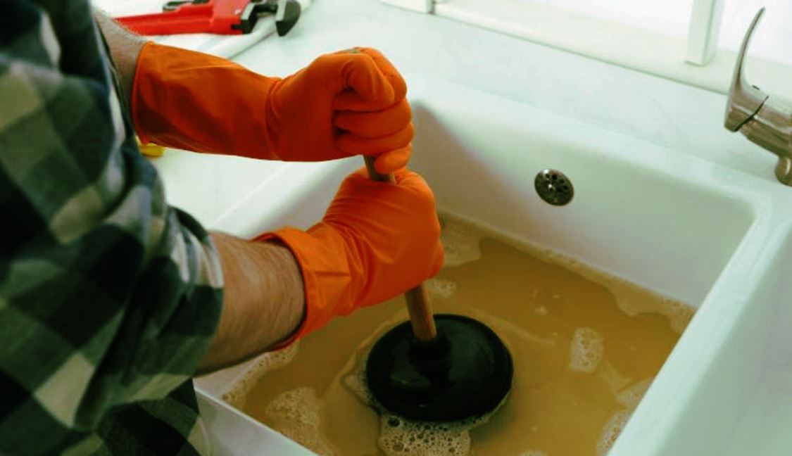 Clearing Clogged Drains - Drain Service
